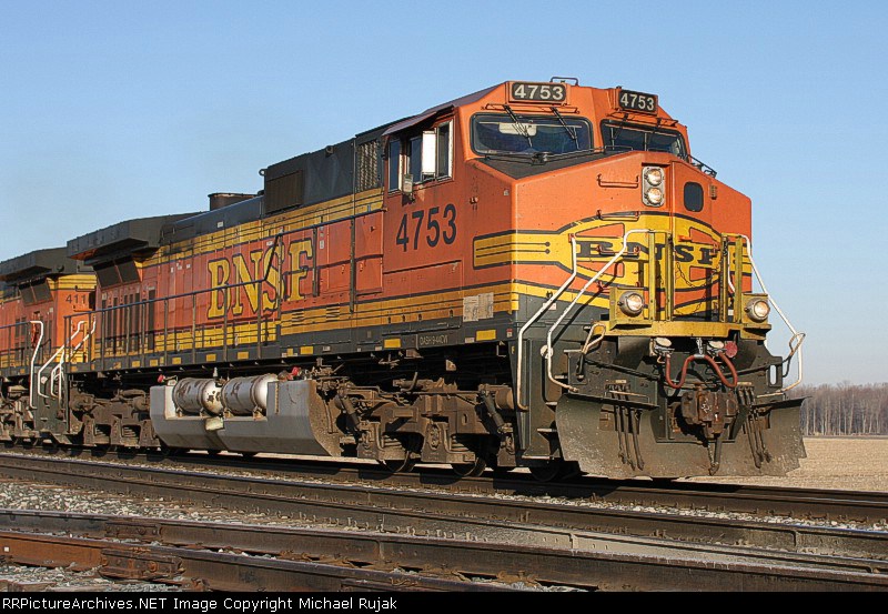 BNSF 4753